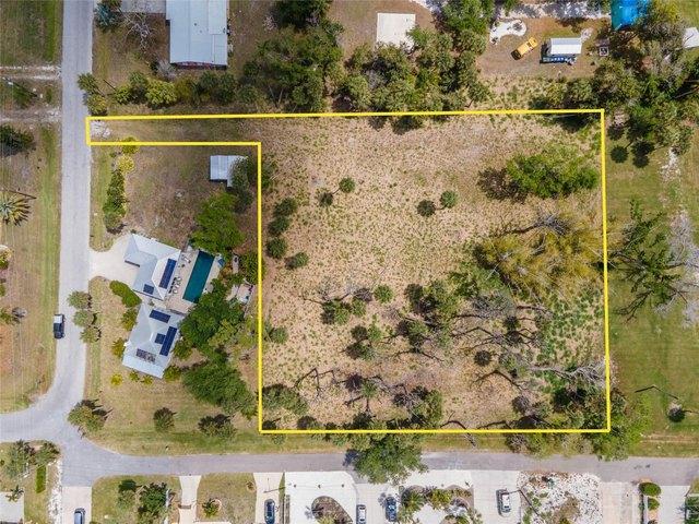 W Cowles St, Englewood, FL 34223