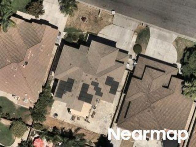 W Cromwell Ave