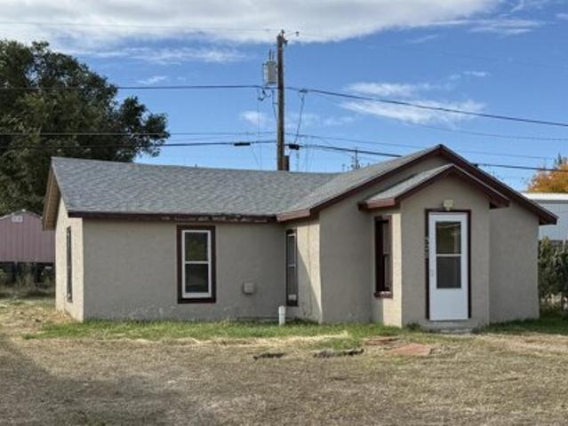 W Davis St, Rawlins, Home For Sale