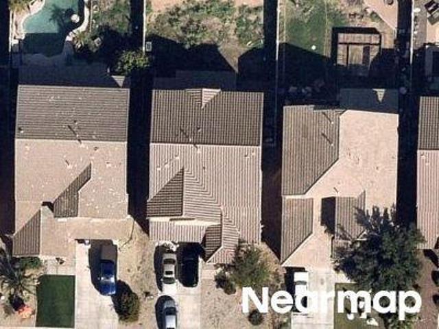 W Desert Valley Dr