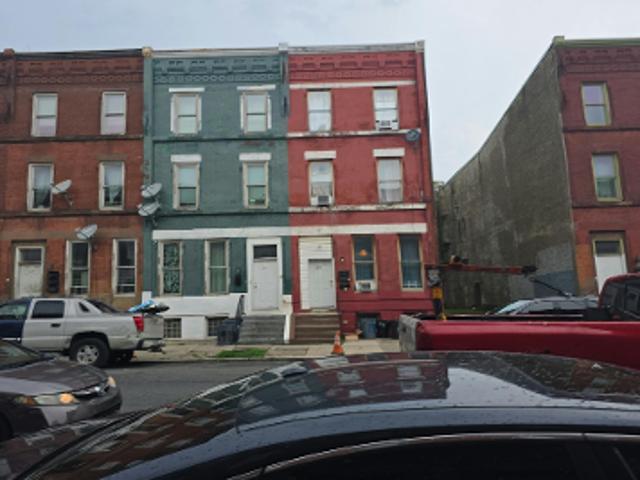 W Diamond St