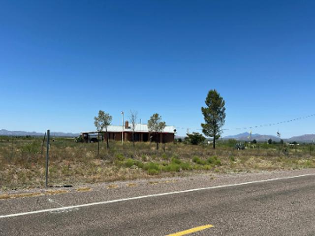 W Double Adobe Rd