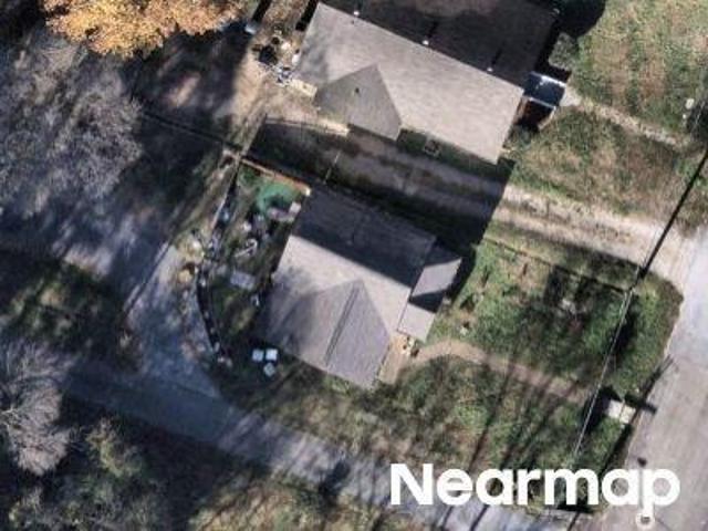 W Elmwood Dr