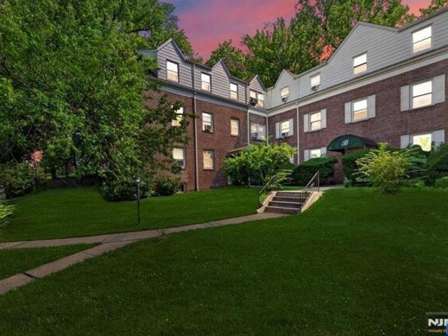 W Englewood Ave Apt B, Teaneck, Condo For Sale