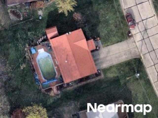 W Fernwood Dr
