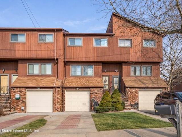 W Fingerboard Rd, Staten Island, Home For Sale