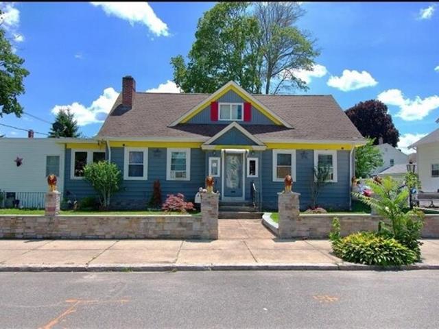 W Forest Ave, Pawtucket, Home For Sale