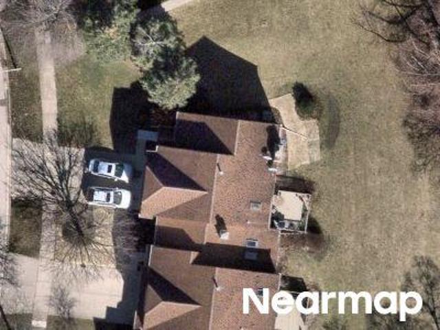 W Fox Hill Dr