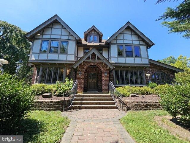 W Franklin Ave, Collingswood, Home For Sale