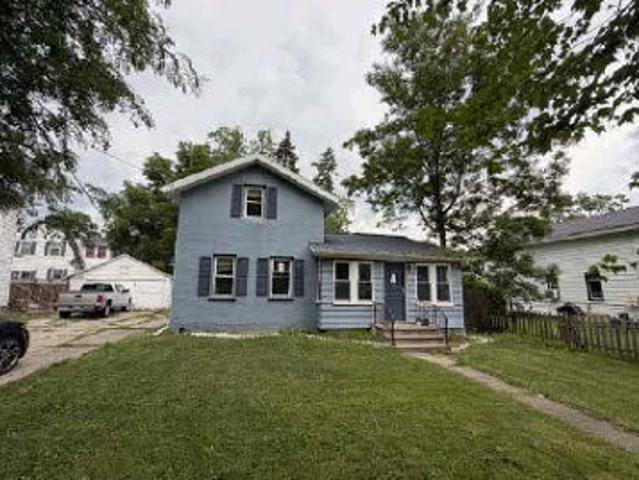 W Franklin St