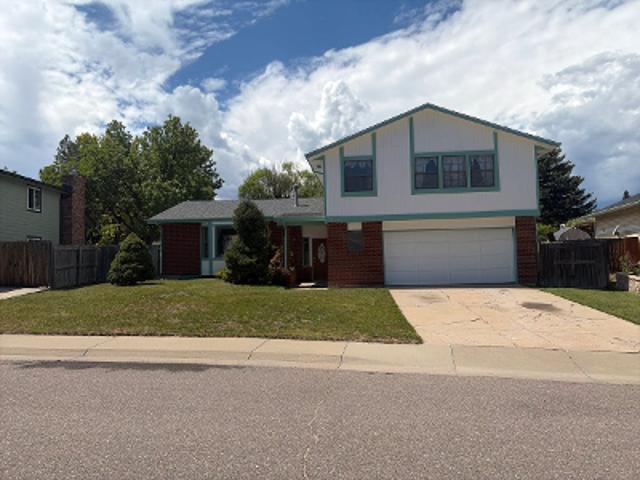 W Fremont Dr