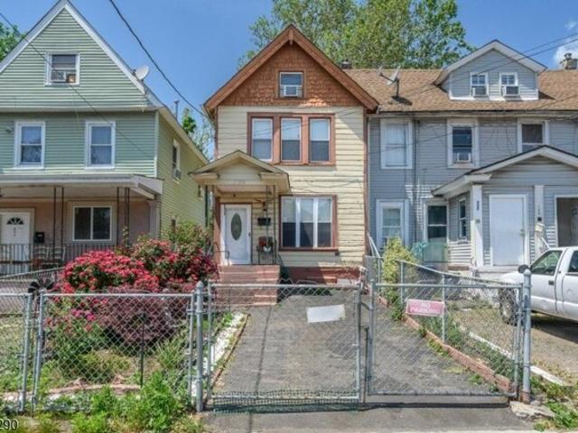 W Front St, Plainfield, Home For Sale