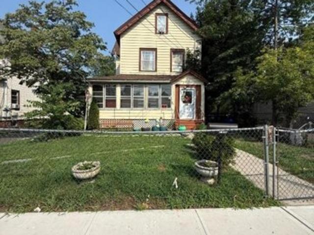 W Front St, Plainfield, Home For Sale