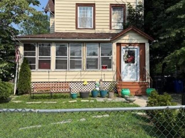 W Front St, Plainfield, Home For Sale