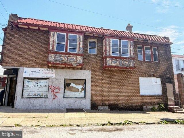 W Girard Ave, Philadelphia, Home For Sale