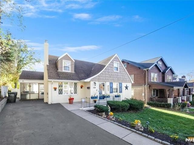 W Gouverneur Ave, Rutherford, Home For Sale