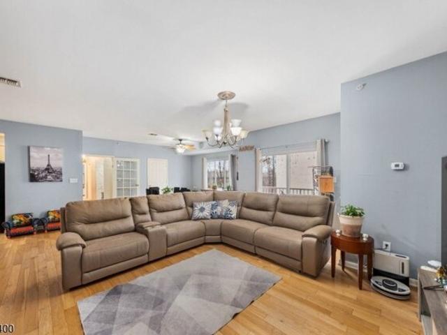 W Grand St Unit,elizabeth City, Condo For Sale