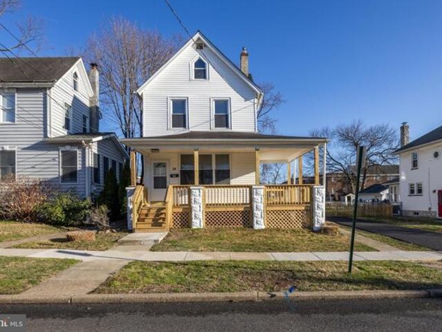 W Greenwood Ave, Oaklyn, Home For Sale