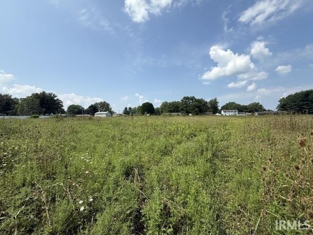 W Hessler Rd, Muncie, IN 47304