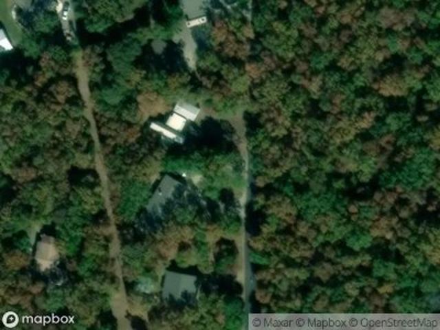 W Hickory Hills Dr