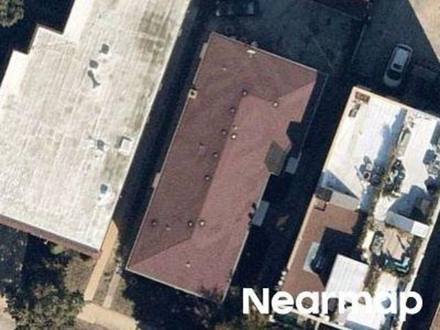 W Higgins Rd
