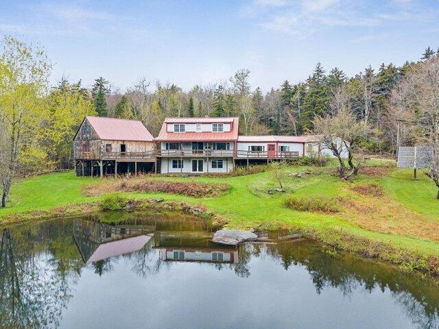 W Hill Rd, Rochester, Home For Sale