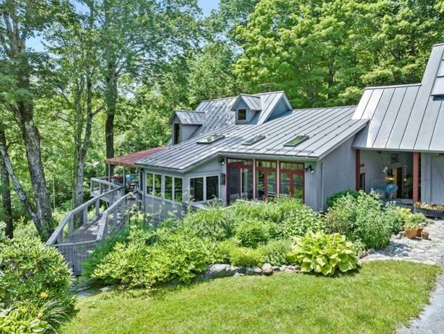 W Hill Rd, Warren, Home For Sale