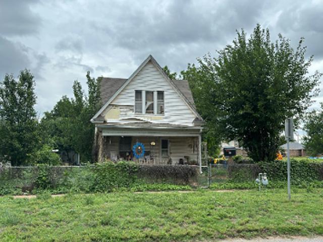 W Illinois Ave