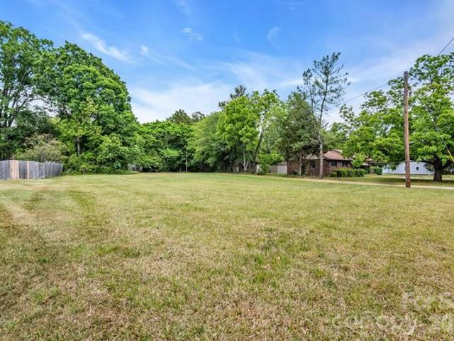 3240 W Innes St, Salisbury, NC 28144