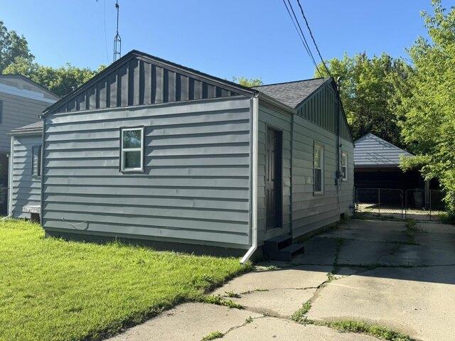 W Lyndon Ave, Flint, Home For Sale
