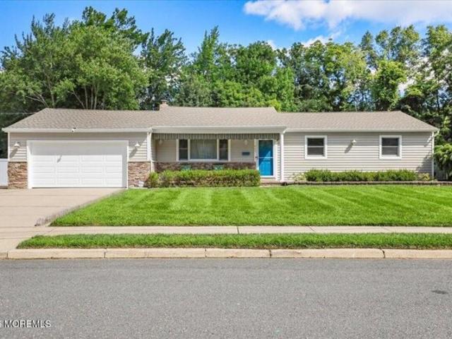 W Lake Ave, Oakhurst, Home For Sale