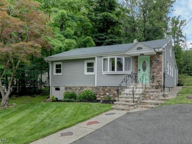 W Lake Shore Dr, Rockaway, Home For Sale