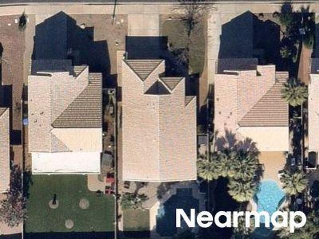 W Laurel Ave