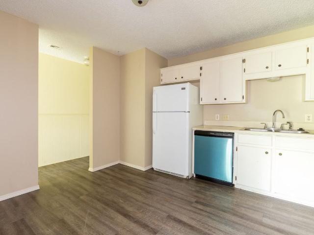 W Lillian St Fourplex 1 Bedroom Apartment for Rent at 1421 W Lillian St, Claremore, OK 74017