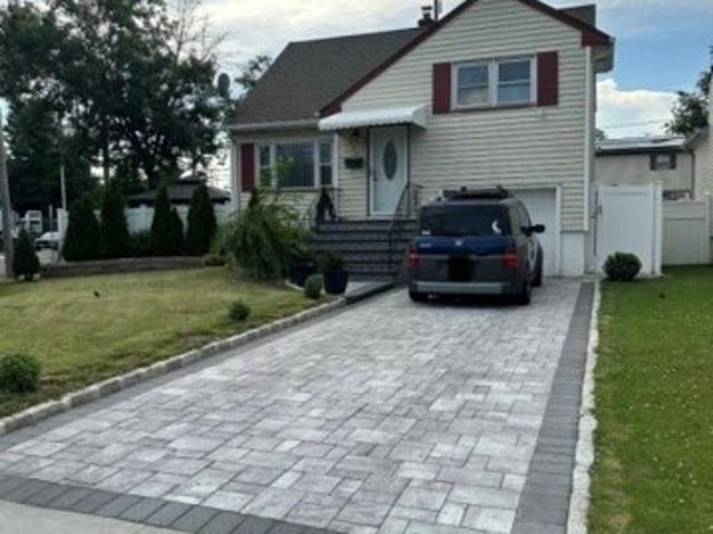 W Linden Ave, Linden, Home For Sale