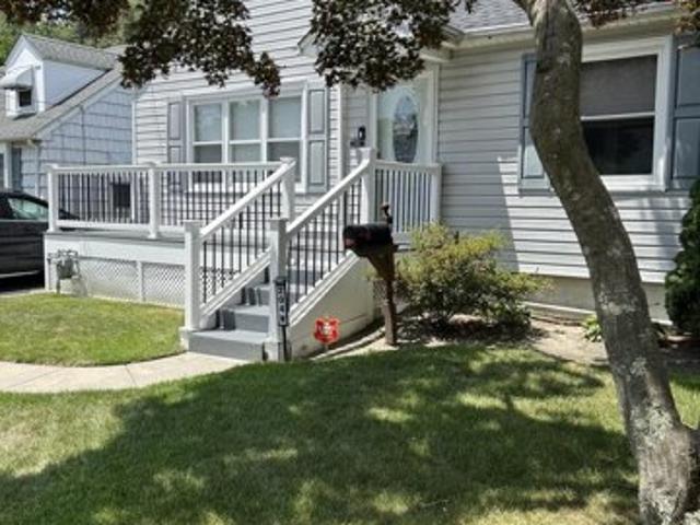 W Linden Ave, Lindenwold, Home For Sale