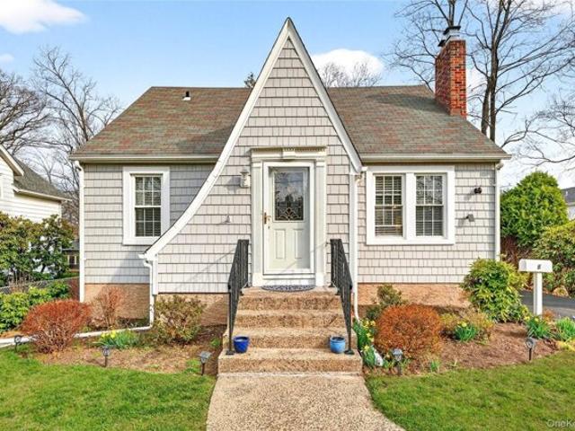 W Palisades Ave, Nanuet, Home For Sale