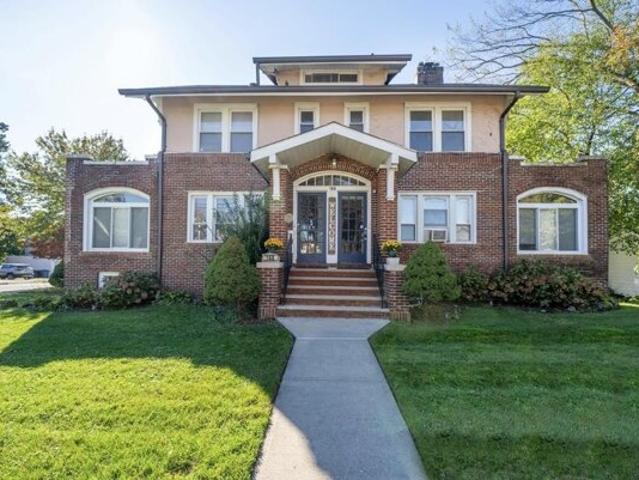 W Passaic St, Maywood, Home For Sale
