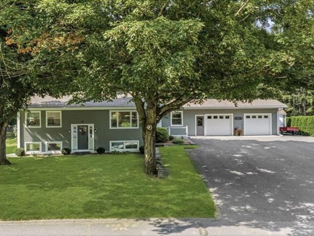 W Park Dr, Easthampton, Home For Sale
