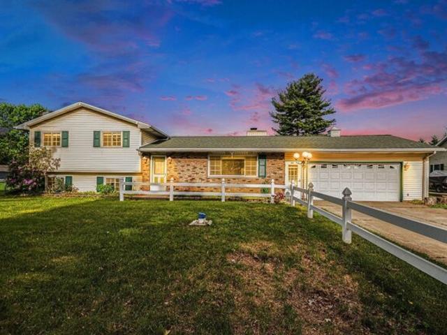 W Park Dr, Niles, Home For Sale