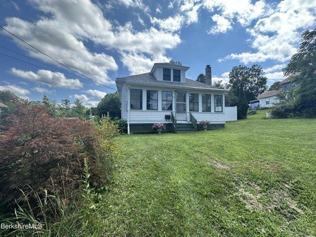 W Park St, Home For Sale