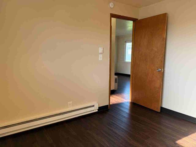 W. Pear Ave 2 Bedroom Apartment for Rent at 1006 W Pear Ave, Selah, WA 98942