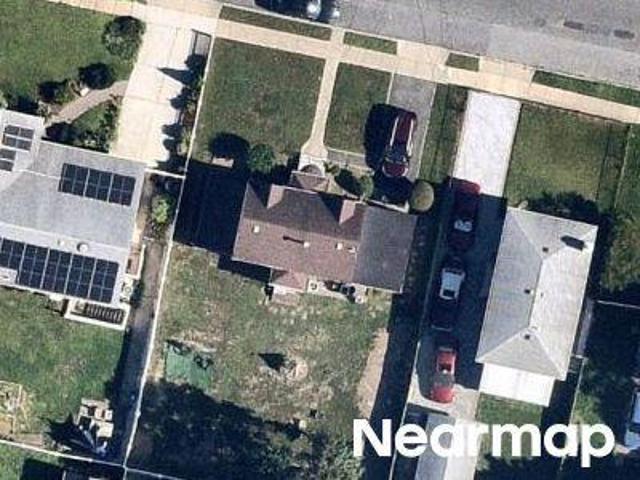 W Pennywood Ave