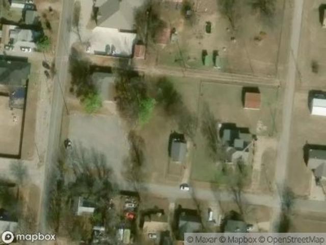 W Pine Ave