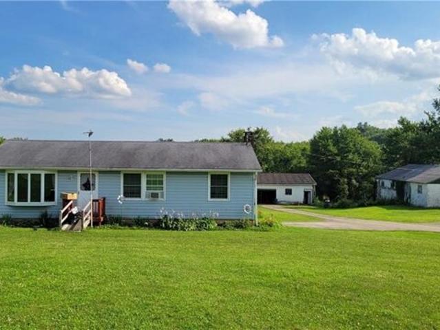 W Pitt St, Jennerstown, Home For Sale
