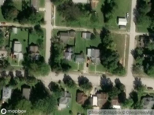 W Pleasant St