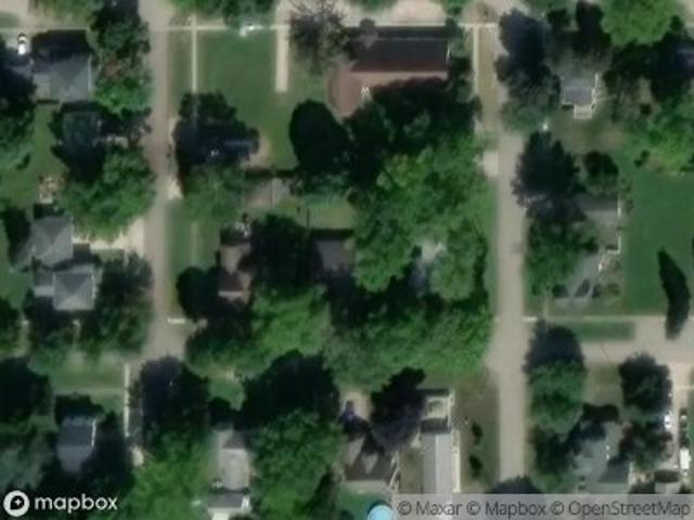 W Pleasant St
