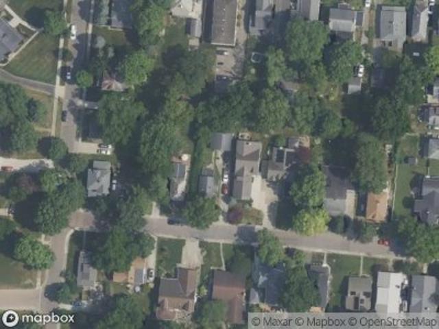 W Plum St