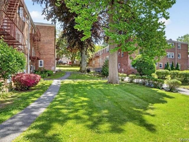 W Post Rd Unit Eh, White Plains, Property For Sale