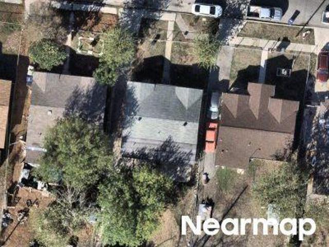 W Poplar St